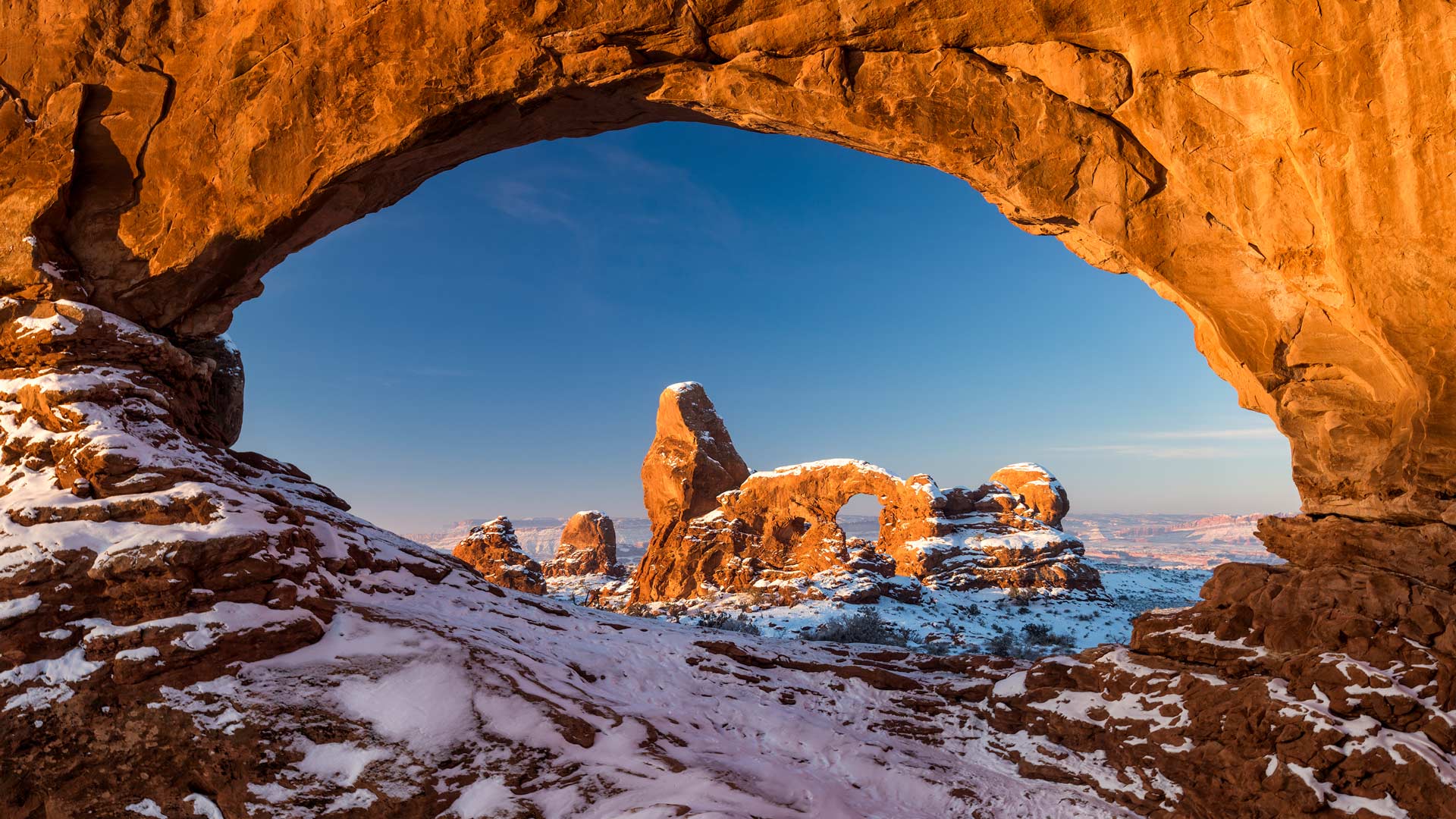 Old Rock Arch – Bing Wallpaper Download